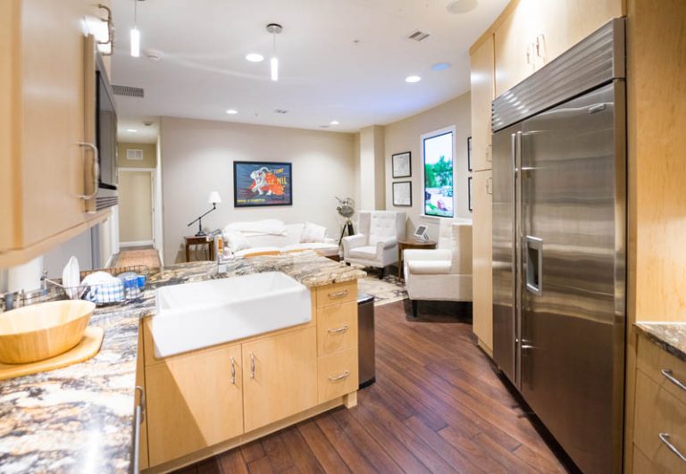 15 Luxurious Underground Bunkers Around the World - Archute