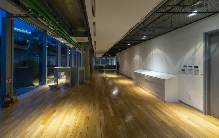 How to Soundproof the Floor: 11 Methods that Actually Work - Archute