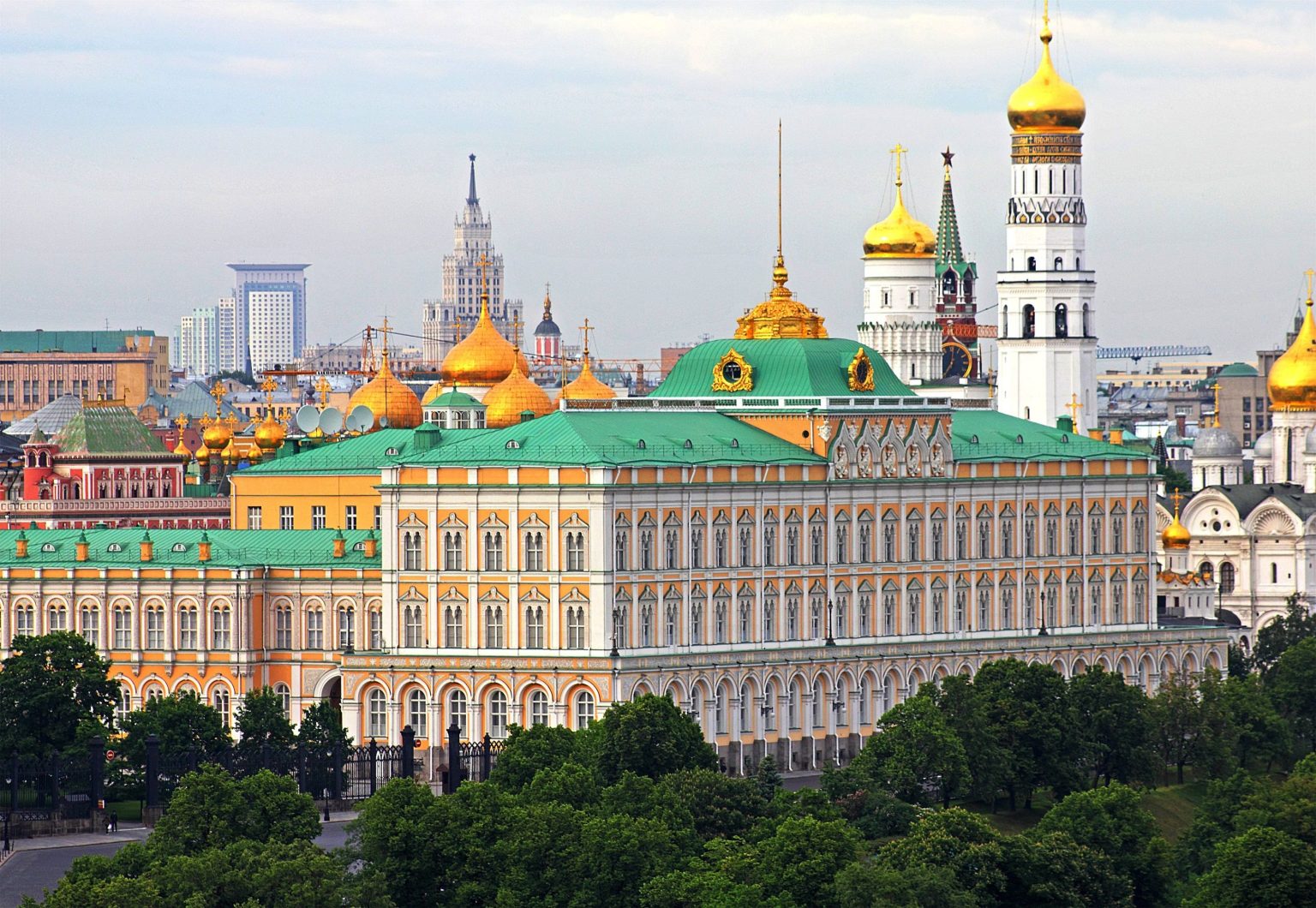 Where Does Putin Live? The Homes of the Russian President - Archute