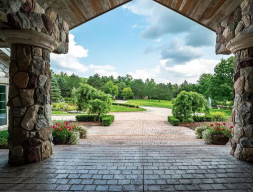 Where Does Eminem Live Currently? Here’s What We Know - Archute