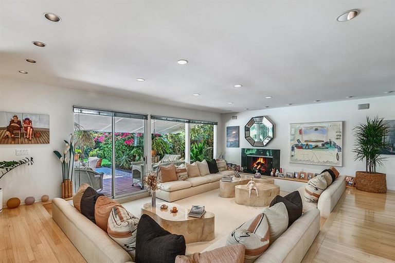 Where Does Adele Live? Inside Her $100 Million Portfolio - Archute