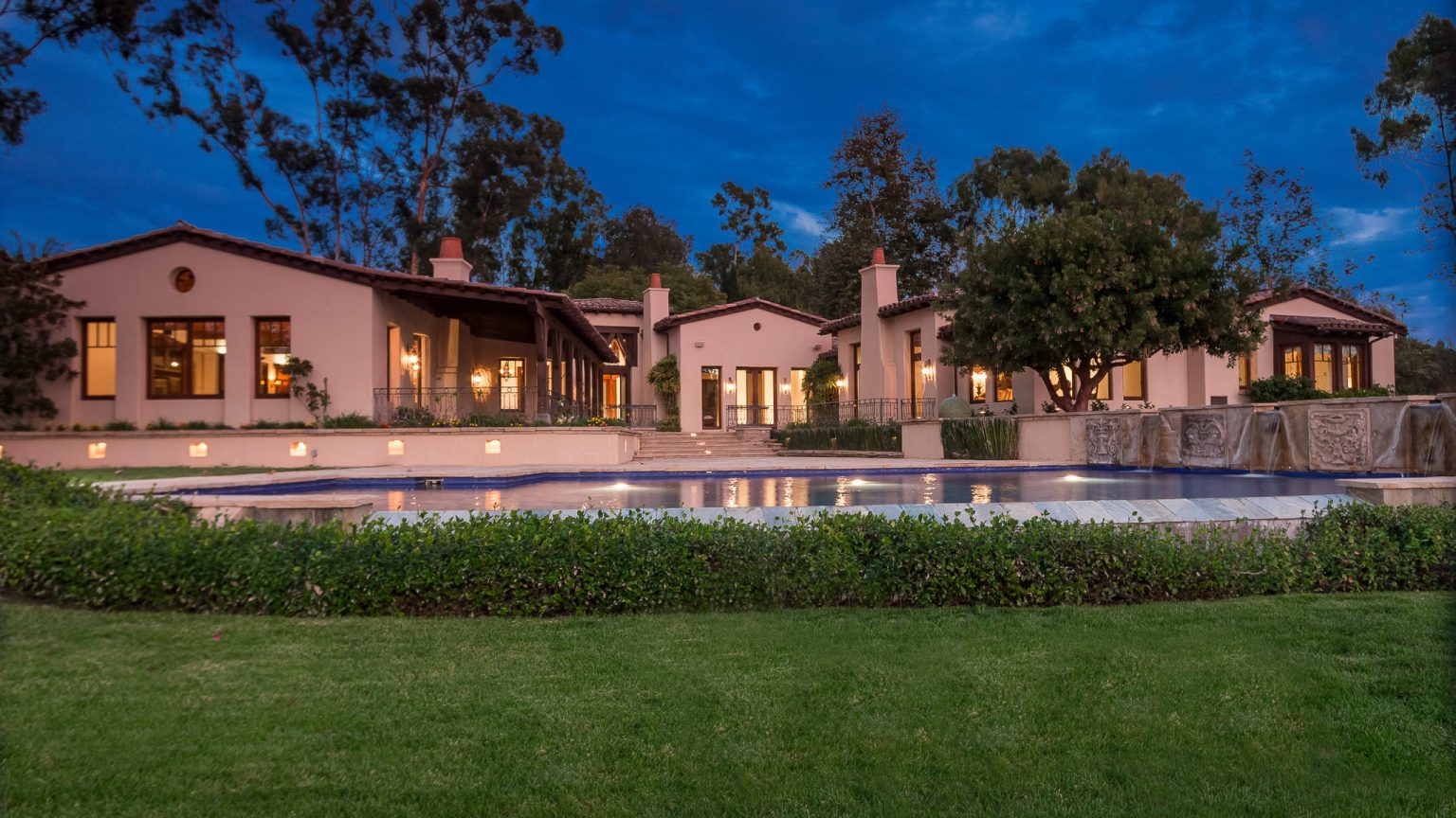 Where Does Phil Mickelson Live? A Glimpse into his Home - Archute