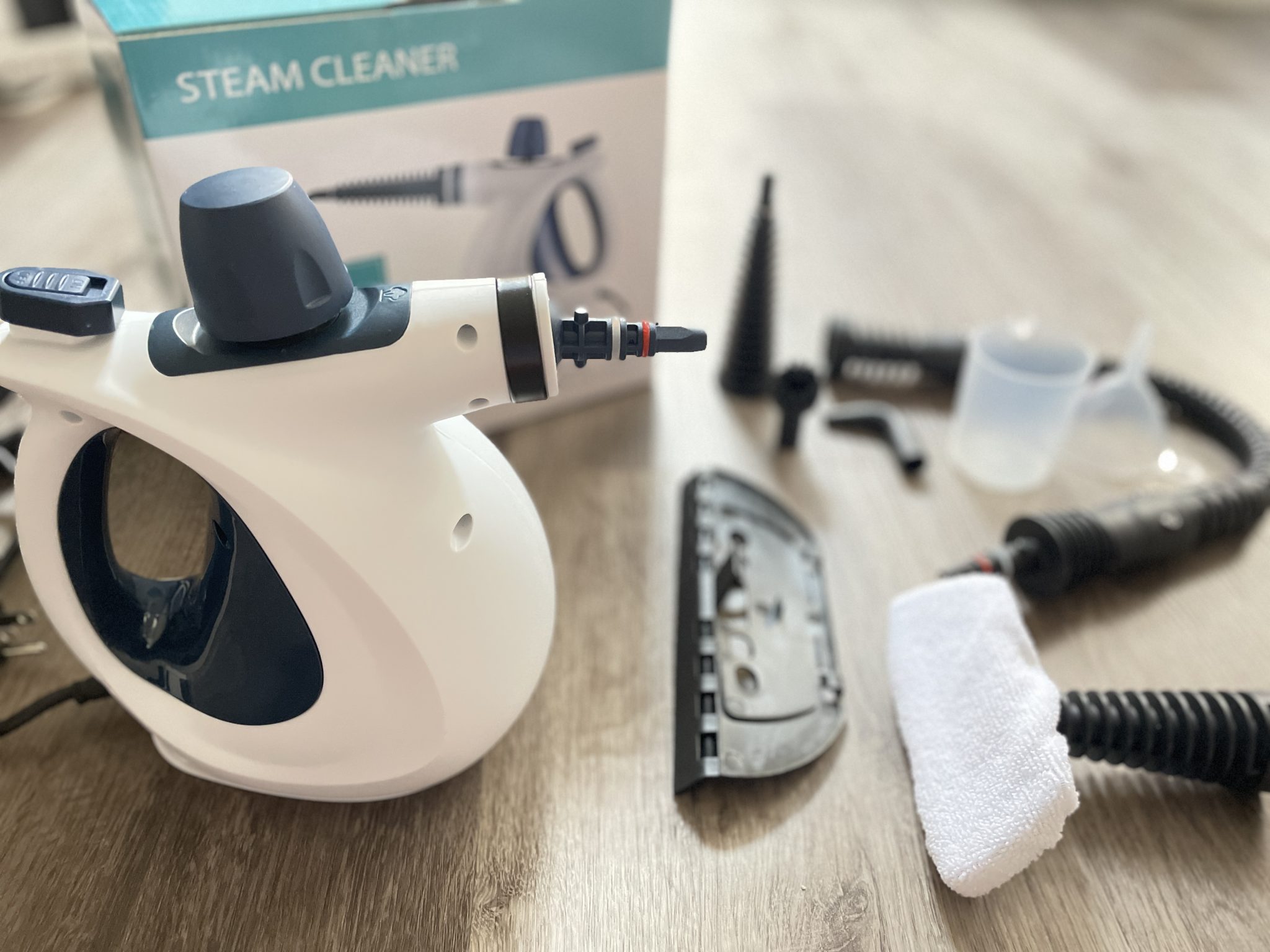 Best Steam Cleaner for Couch Cleaning and Disinfection - Archute