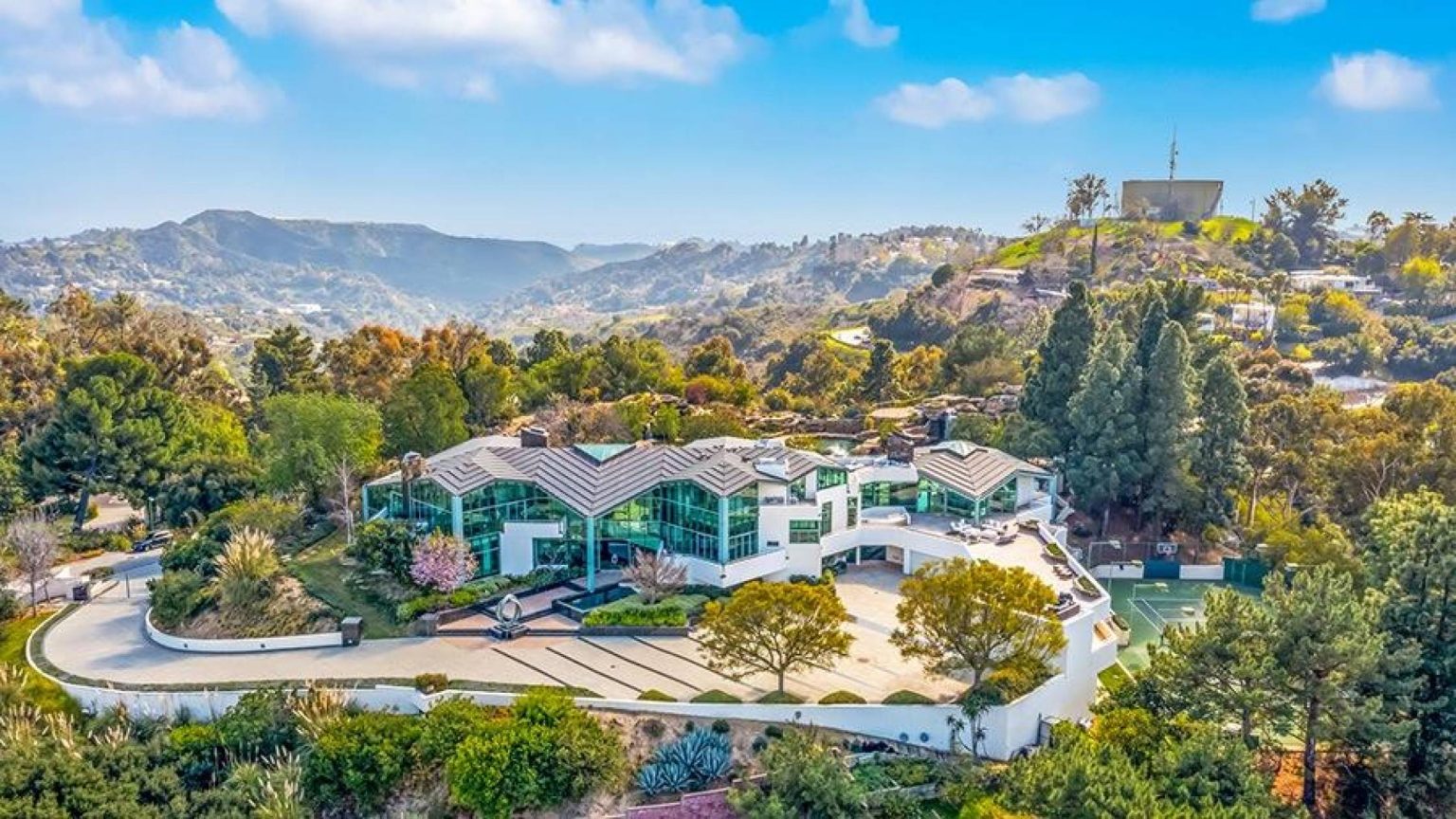 Where Does Tyler Perry Live? Tour of His Massive Home - Archute