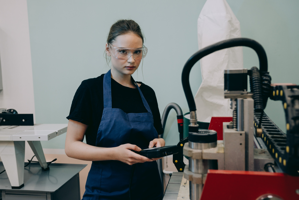 How to Build a CNC Machine: Precise Guide - Archute How to Build a CNC Machine: Precise Guide - Archute