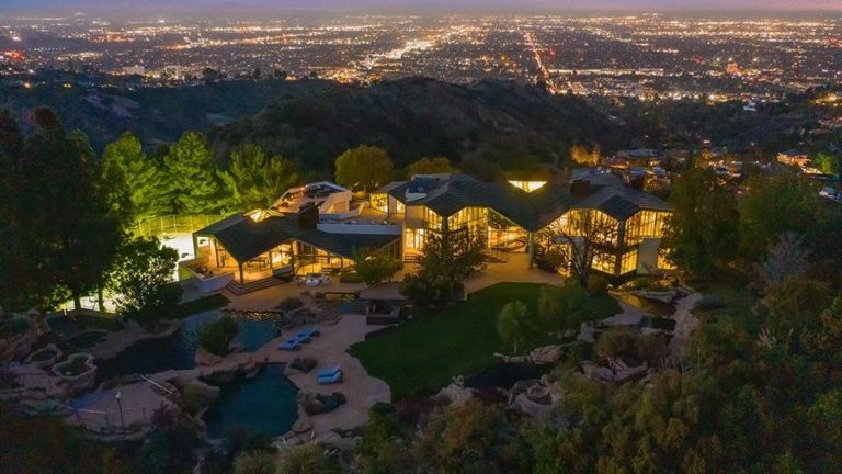 Where Does Tyler Perry Live? Tour of His Massive Home - Archute