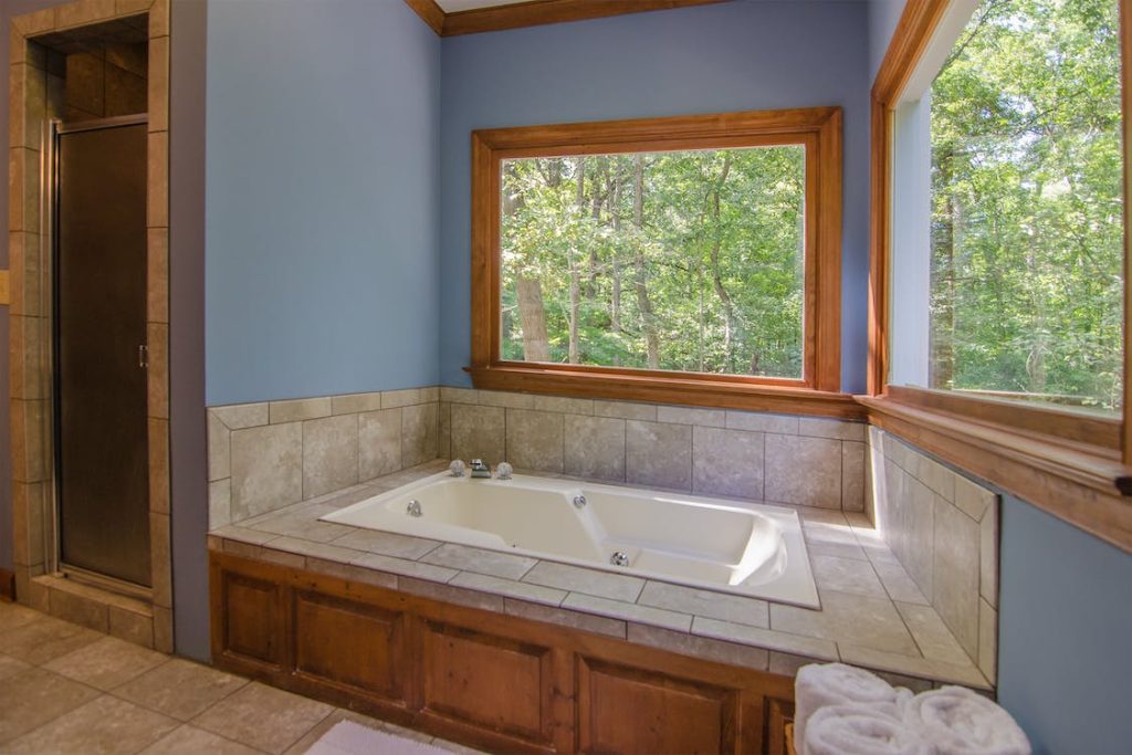Jacuzzi Bath Remodel Tips, Ideas, & Makeover Cost - Archute