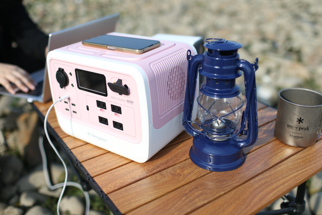 Best 2000-Watt Solar Generator for Camping and Home Use - Archute