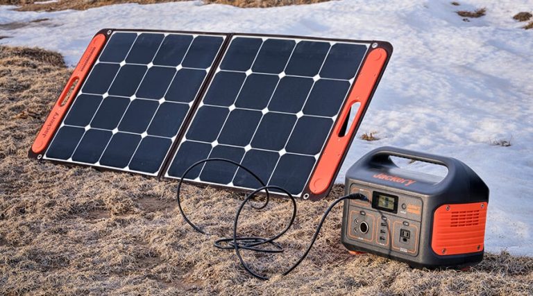 Best Solar Generator for Off-Grid Living Power Needs - Archute