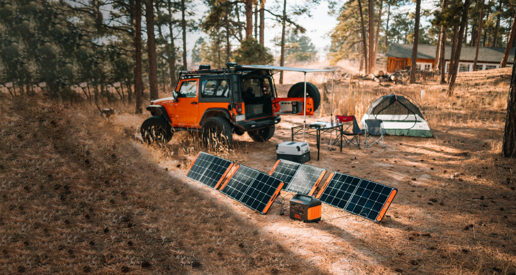 Best 2000-Watt Solar Generator for Camping and Home Use - Archute