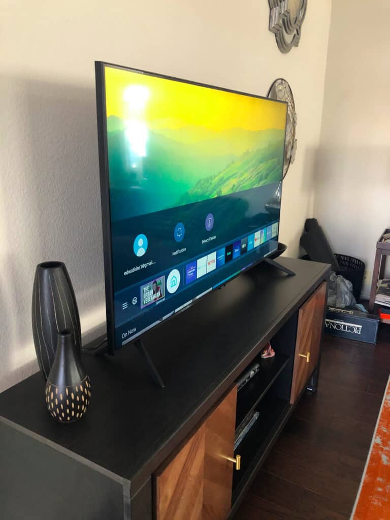 Best Small TV: 7 Picks For Extra Entertainment Space - Archute