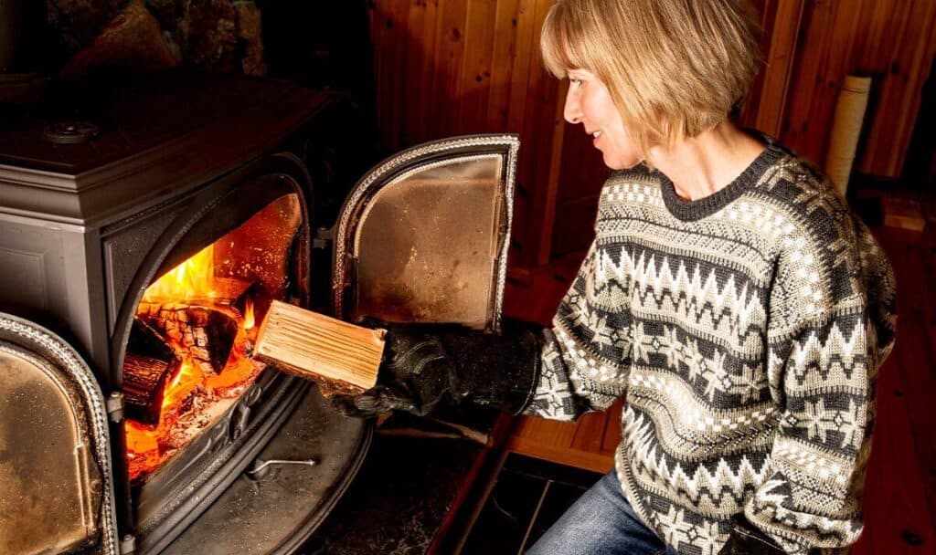 How Much Electricity Does a Pellet Stove Use? - Archute