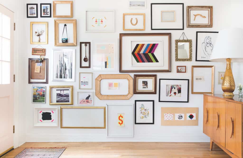 30 Photo Wall Ideas to Personalize Your Space - Archute