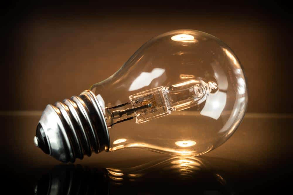 How Much Electricity Does a Light Bulb Use? - Archute