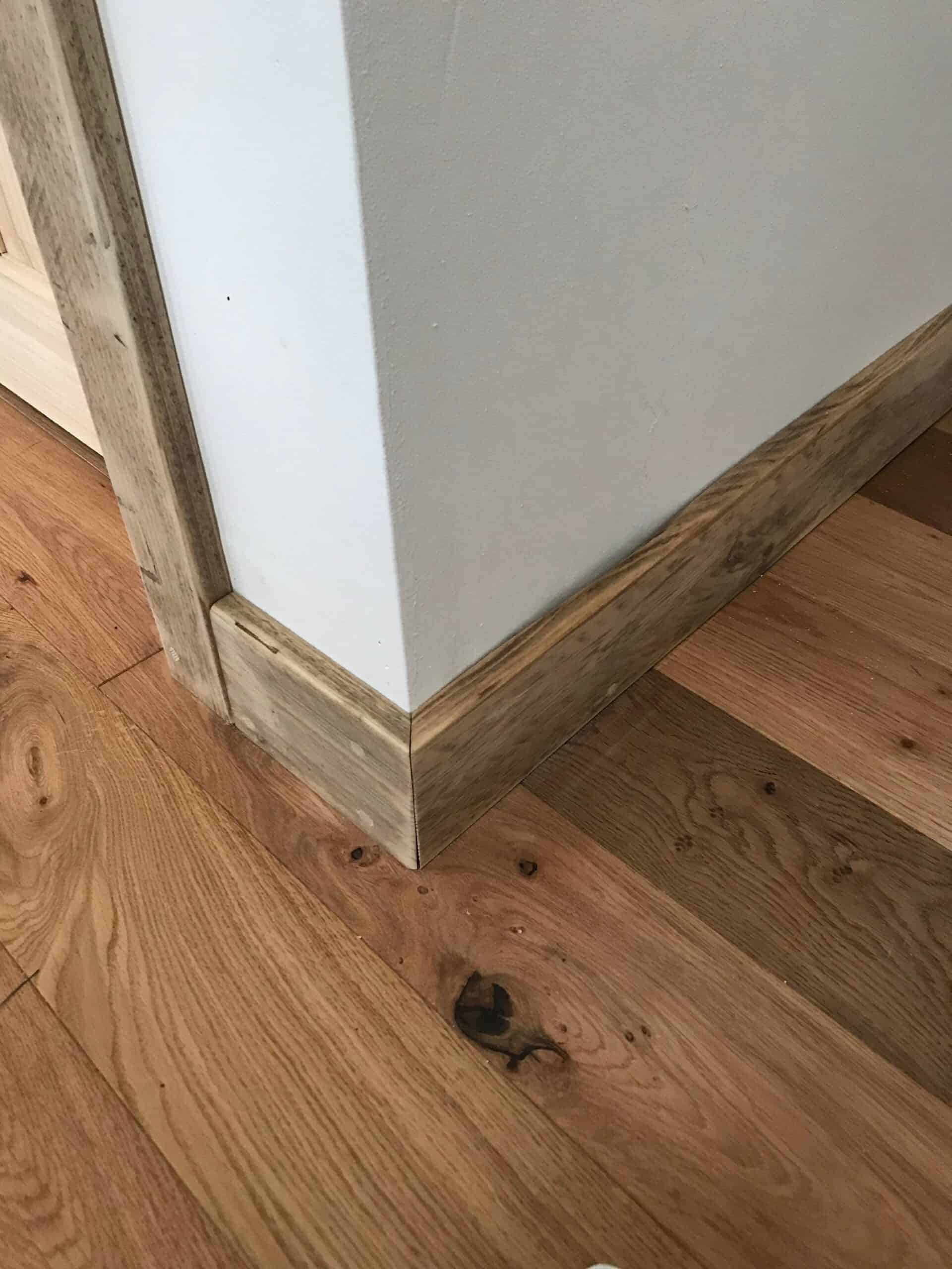 What Is Skirting Board? Types And How To Choose - Archute