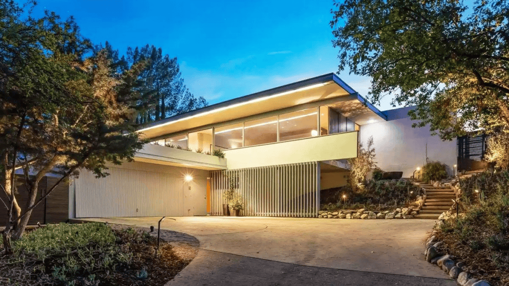 Mid-Century Modern Architecture: History, Features, And Examples - Archute